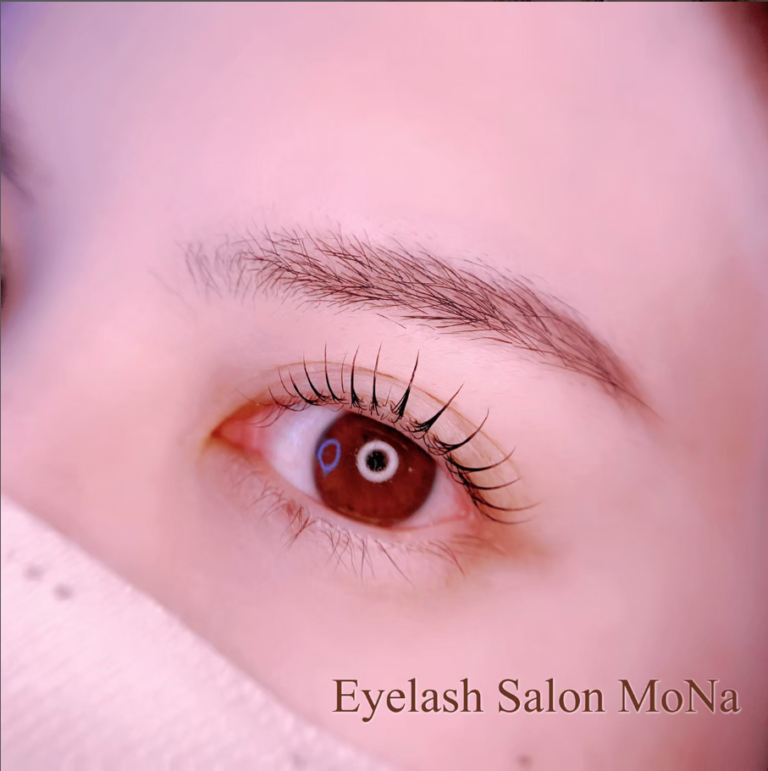 目尻を流す | eyelashsalonMoNa